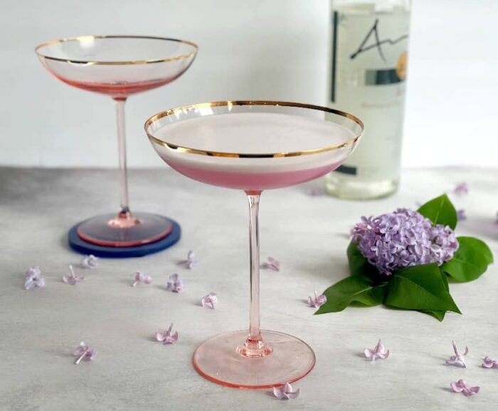 18 Easy Spring Drinks for a Warmer Weather Buzz - The Sassy Cocktail