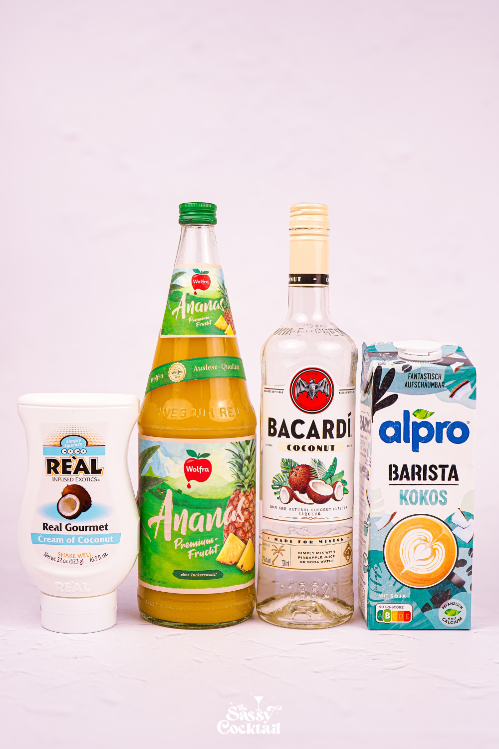 Easy Piña Colada - The Sassy Cocktail