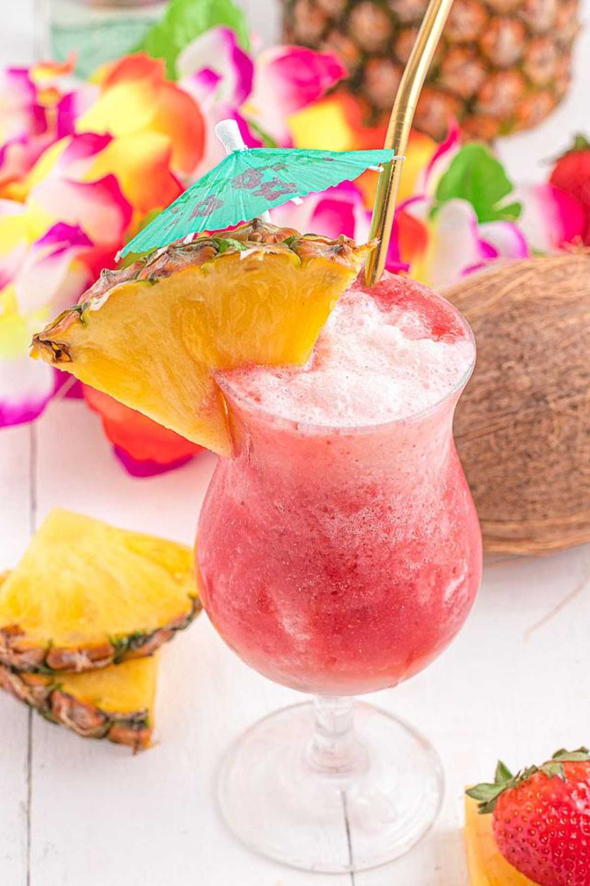 14 Best Tiki Cocktails That're Total Crowd-Pleasers - The Sassy Cocktail
